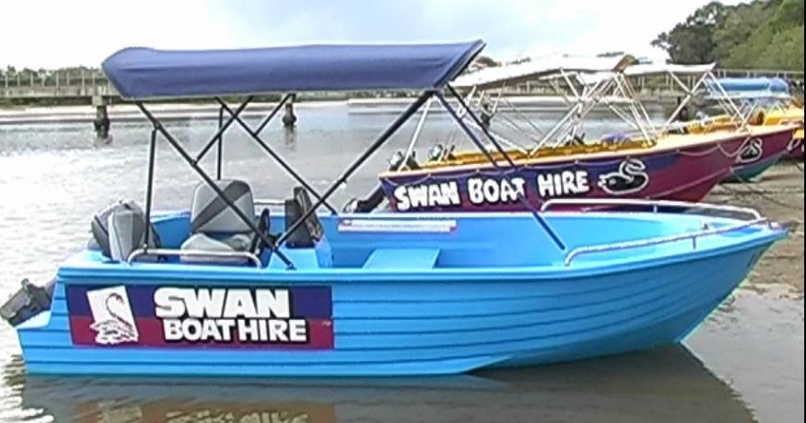 6 Seater Polycraft Boat - Maroochydore, QLD | Swan Boat Hire