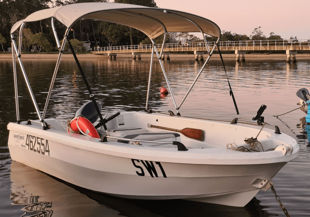 5 Seat Smartwave | Swan Boat Hire